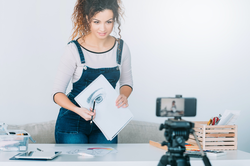 Jurnee - Virtual Drawing Class